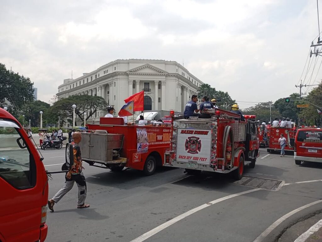 SA PAGSISIMULA NG CAMPAIGN PERIOD, ABP PARTYLIST NAGSAGAWA NG MOTORCADE ...