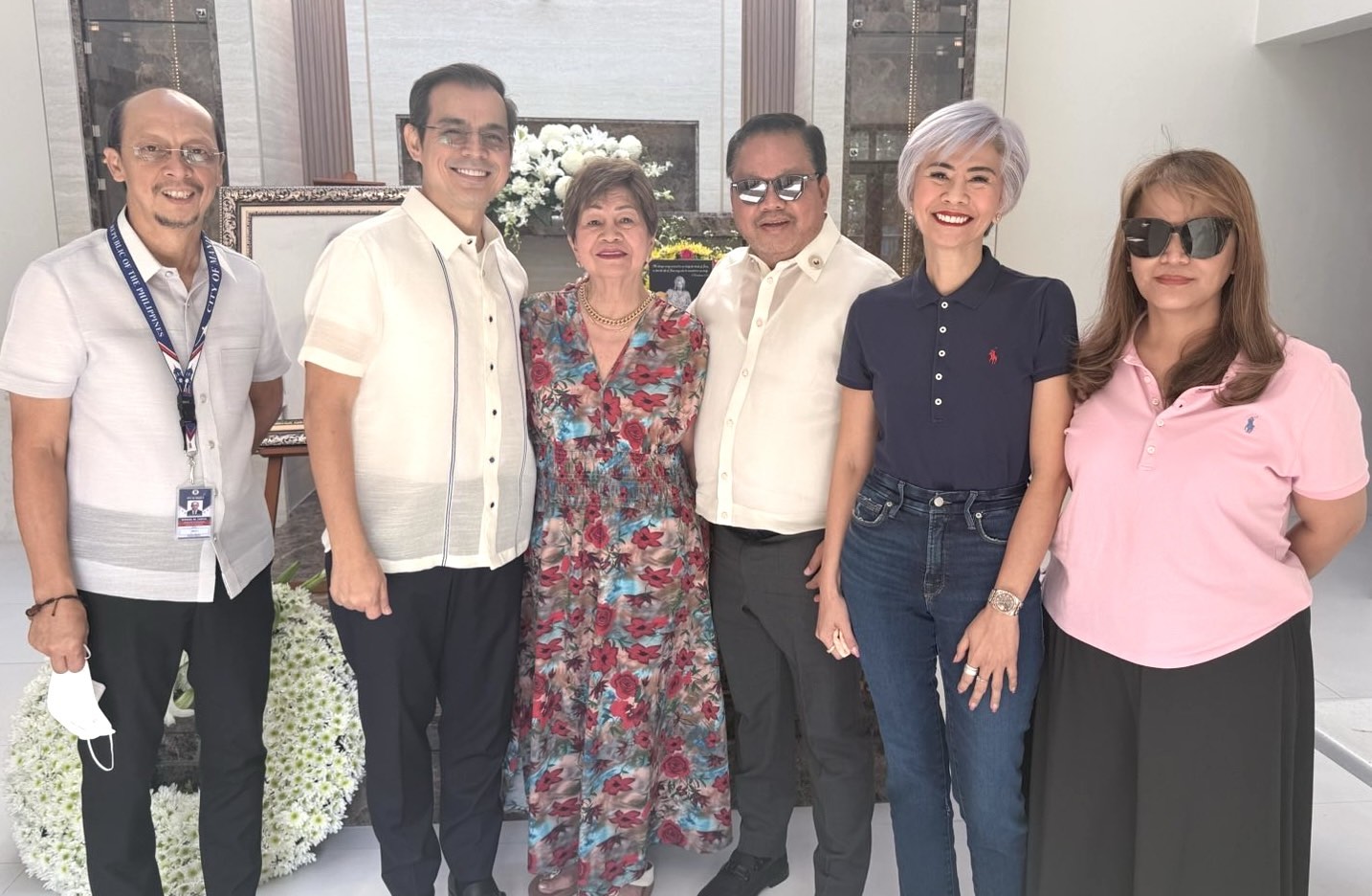 Isko, Honey Nagkita sa Libingan ni Danny Lacuna; Usap-usapang ...